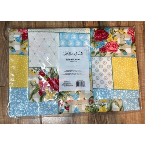 Pioneer Woman Table Runner